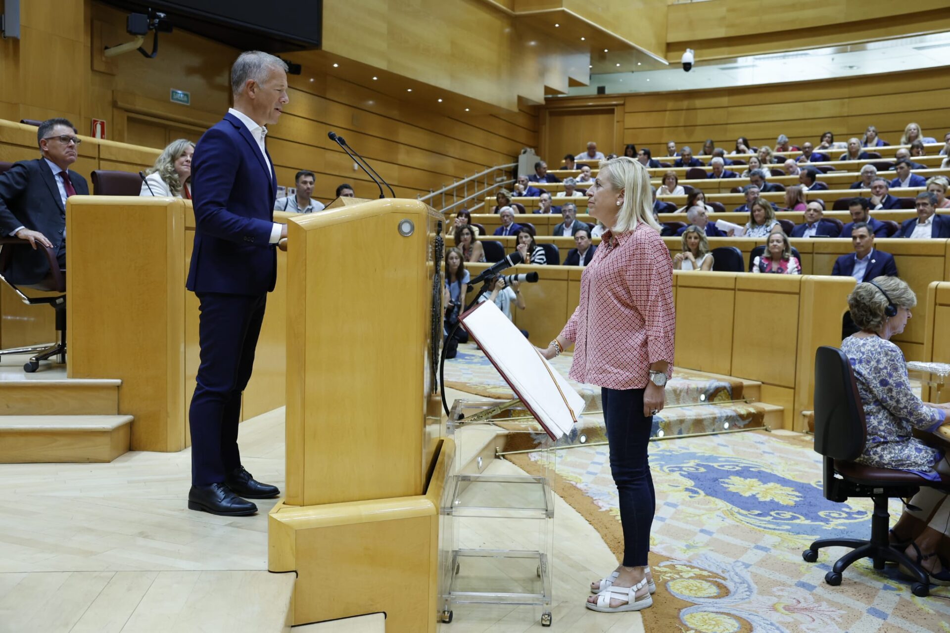 Palencia ya tiene nueva senadora: María Victoria Álvarez - Palencia en ...