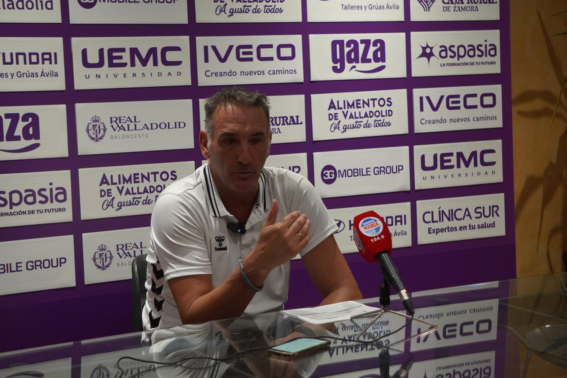 Luis Guil: "En esta liga si quieres estar arriba tiene que ser ...